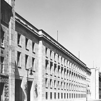 Bundesarchiv_Bild_146-1985-013-24,_Berlin,_Propagandaministerium (1 ...